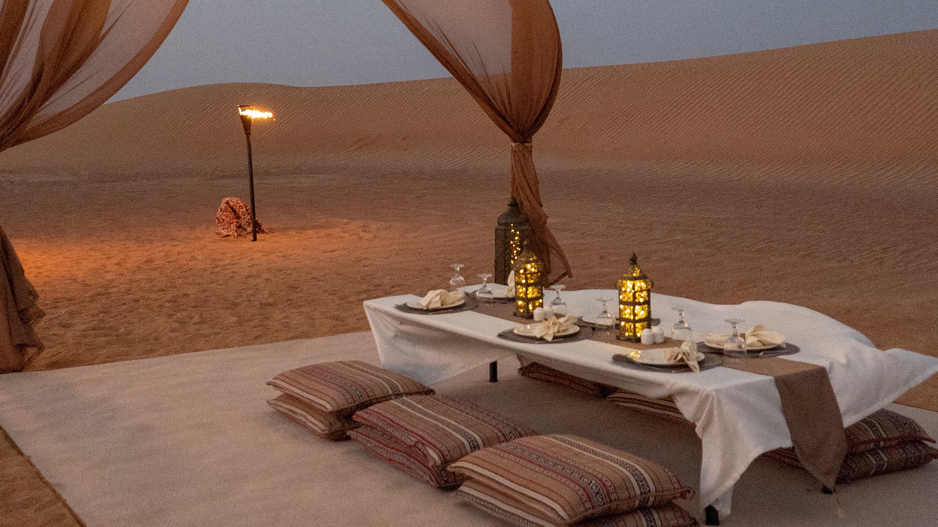 Luxury Desert Safari Dubai: Luxury Tours Dubai | Safari & Tours