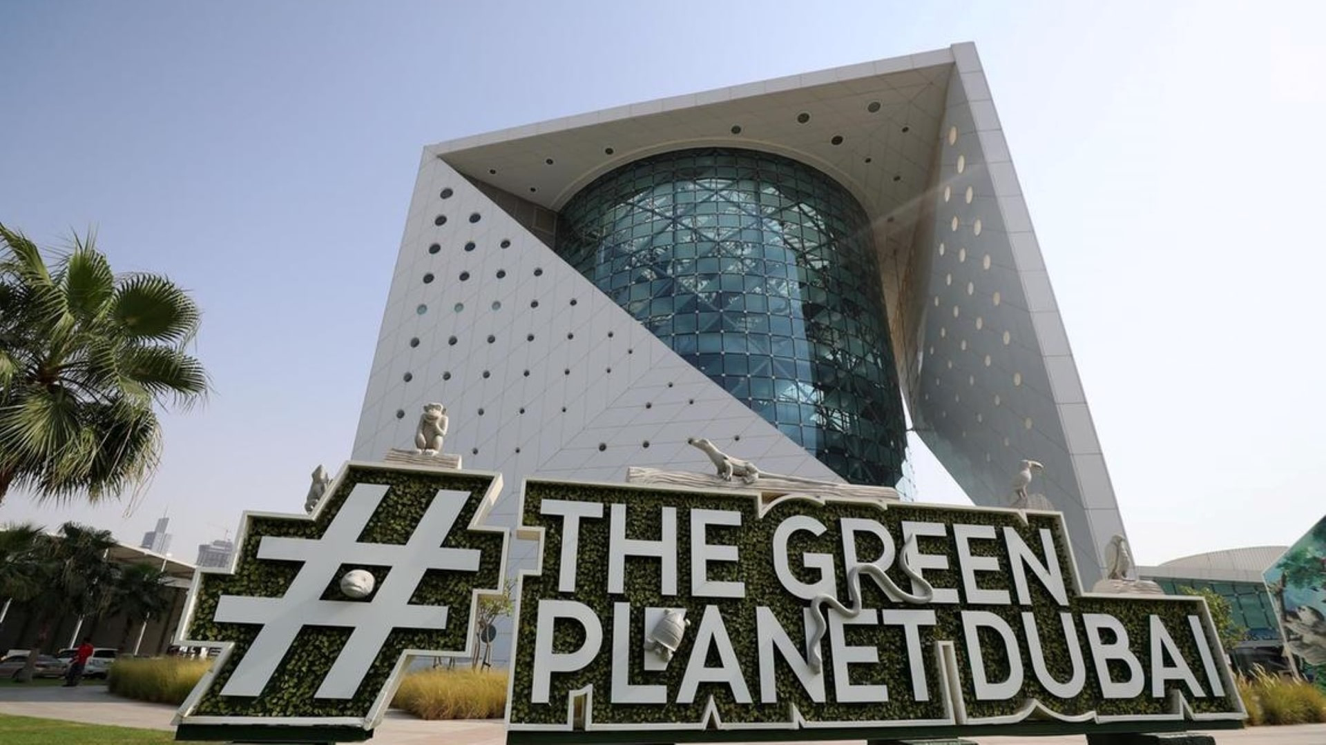 The Green Planet Dubai Ticket Online: Dubai Indoor Rainforest & Zoo